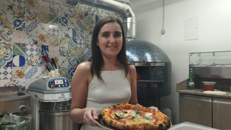 Naples: Pizza Making Class with Neapolitan Chef and drink - FAQ
