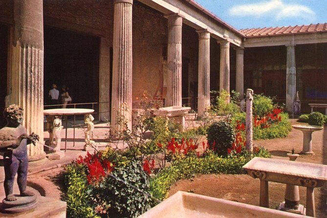 Naples, Pompeii and Sorrento full day tour from Naples - Who is this tour best suited for?