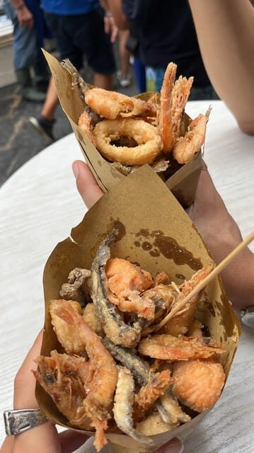 Naples: Street Food Experience With 6 Stops - What Makes This Tour Stand Out?