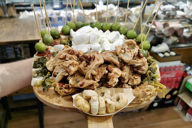 Naples Street Food Tour: Discover Local Flavors with Expert Guide - Key Points