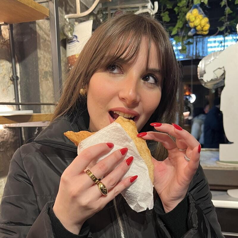 Naples: Street Food Walking Tour with Local Guide - Key Points  