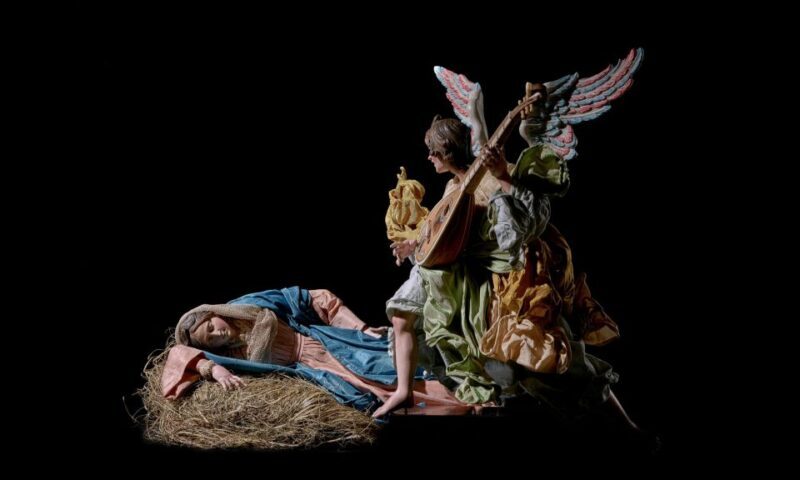 Naples: the magic of Christmas and Nativity scenes - Key Points