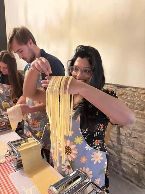 Naples: Traditional Italian Food Cooking Class at Restaurant - Detailed Breakdown of the Experience