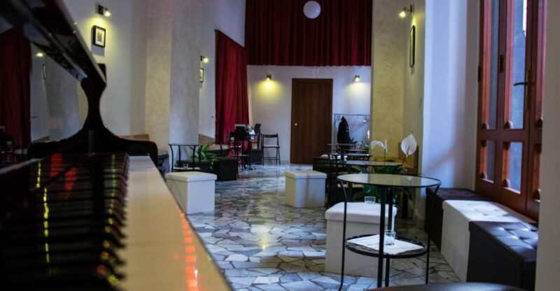 Naples: Traditional Neapolitan Music Concert - The Authenticity and Cultural Value