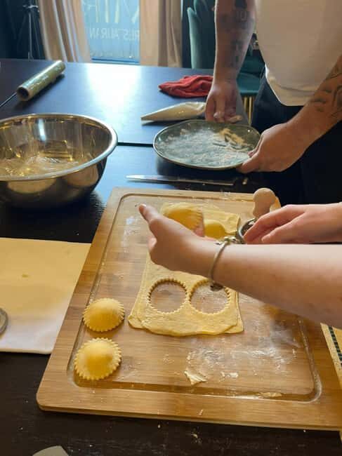 Napolitan Secrets: Pasta & Tiramisù Class for Food Lovers - Authenticity and Expertise