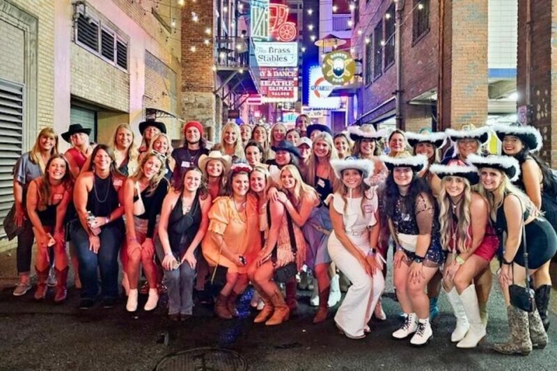 Nashville: Exclusive Entry and Special Offers VIP Bar Crawl - The Sum Up