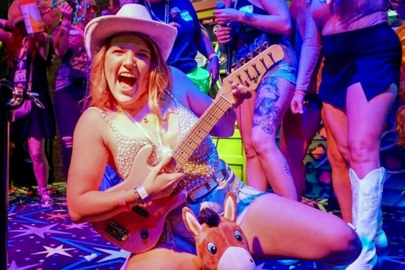 Nashville: Exclusive Entry and Special Offers VIP Bar Crawl - FAQs