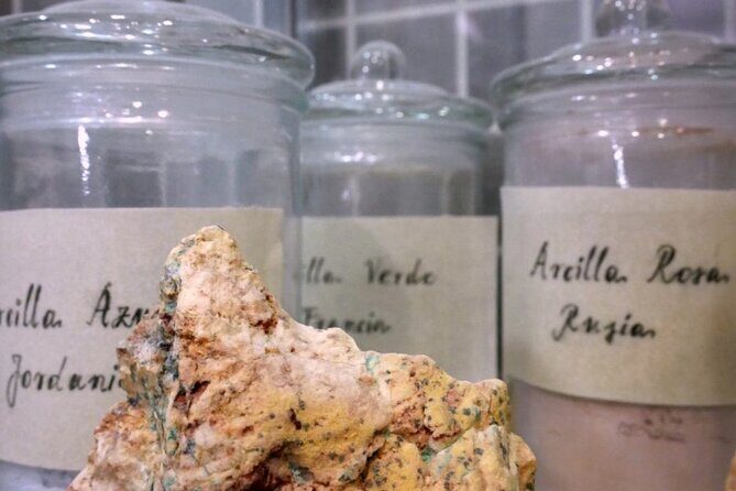 Nasrid Crafts: Only plasterwork workshop in the Alhambra - Who Should Consider This Tour?