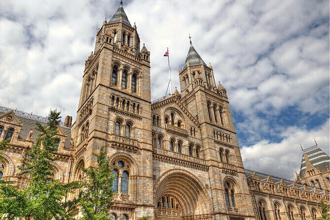 Natural History Museum London Audio Tour with Free Entry Ticket - Who Is This Tour Best For?