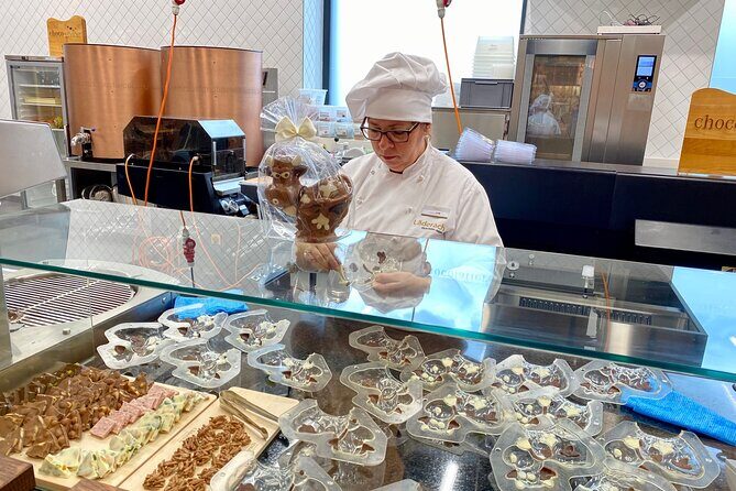 Natural Wonders of Switzerland: Private Day Tour from Zurich - Starting Point: Zurich’s Cityscape and a Warm Welcome