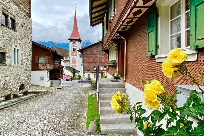 Natural Wonders of Switzerland: Private Day Tour from Zurich - Lake Lucerne and the Charm of Uri