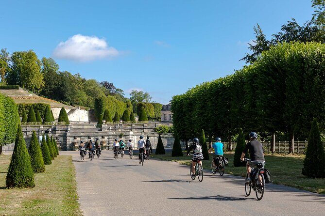 Nature electric bike ride from Paris to Versailles - Why Choose the Paris to Versailles Electric Bike Tour?