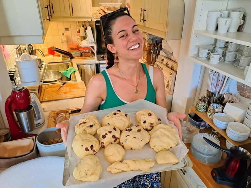 Naxos Town: Olive Oil Tasting & Baking in the Heart of Town - Key Points