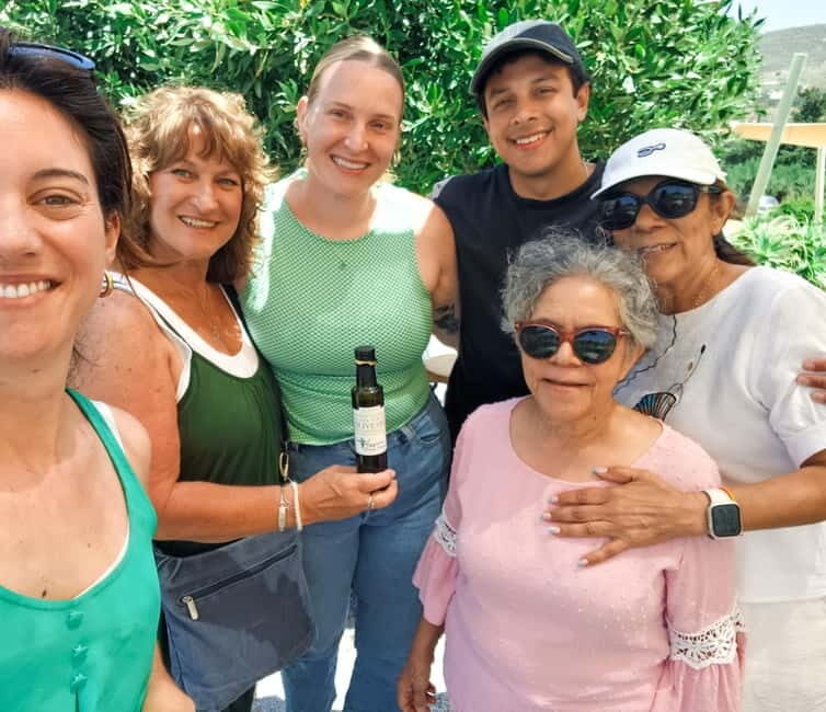 Naxos Town: Olive Oil Tasting & Baking in the Heart of Town - Location and Setting: Heart of Naxos Town