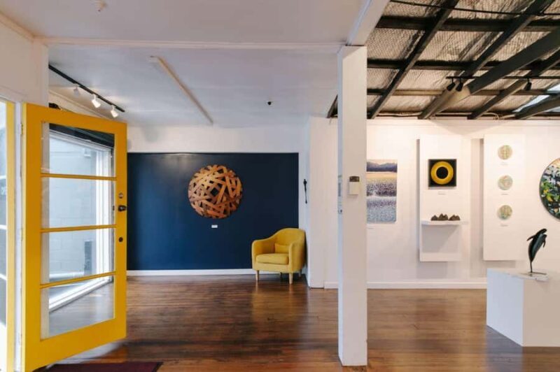 Nelson: Art Gallery Tour with Lunch - Scenic Landscapes as Artistic Inspiration