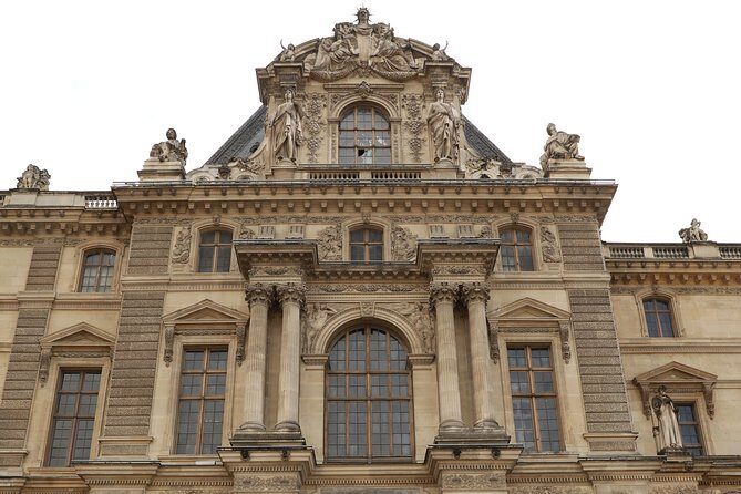 Neoclassical Paris Architecture 2-Hour Private Walking Tour - What the Tour Feels Like