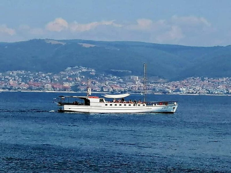 Nessebar: 4-Hour Boat Tour incl. Fishing, Lunch & Drinks - Practical Considerations