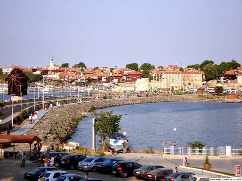 Nessebar: Audio Guide Tour Nessebar + visit to the Winery - Discovering Nessebar: The Historical Charm