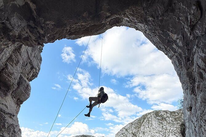 Nest of the Aguiluchos with 3 abseils and certified guides - How Does the Itinerary Unfold?