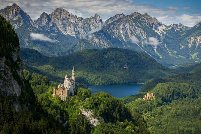 Neuschwanstein and Hohenschwangau plus Oberammergau Private Tour - Pickup and Travel Comfort 