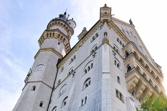 Neuschwanstein Express Private Car Tour under 8 hrs from Munich - Practical Tips & Considerations