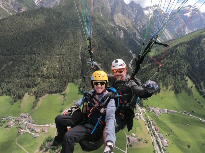 Neustift im Stubaital: Panoramic Tandem Paragliding Flight - An Exciting Aerial Adventure in the Tyrol Alps