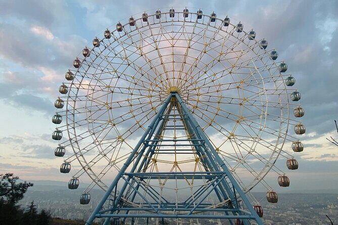 New Cable Car Mtatsminda with Three Lagidze Lemonade Tasting - The Itinerary Breakdown: What to Expect