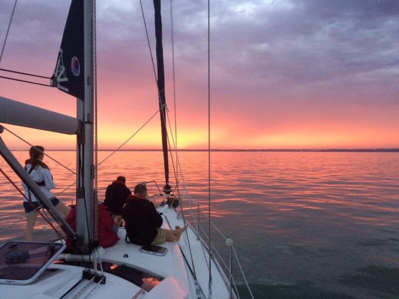 New Forest: Sail with Lunch or Dinner from Lymington - Key Points