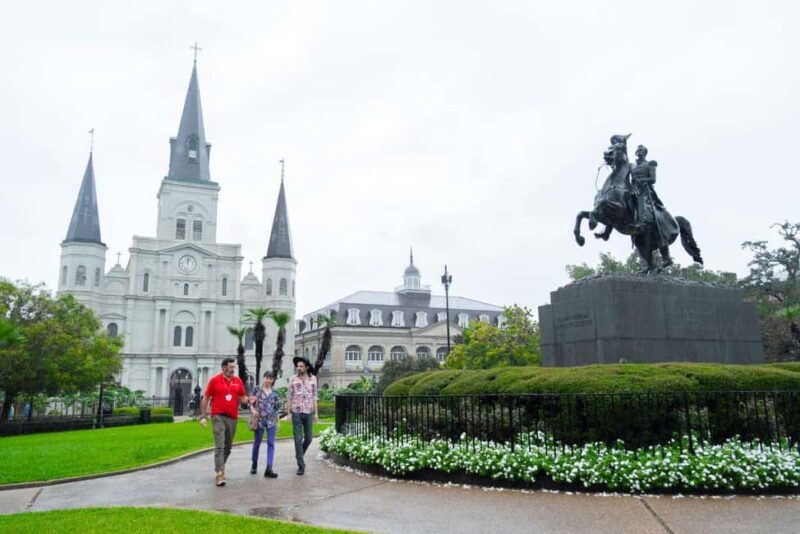New Orleans: Beloved Bites & Famous Dishes Food Tour - The Experience – What Sets It Apart