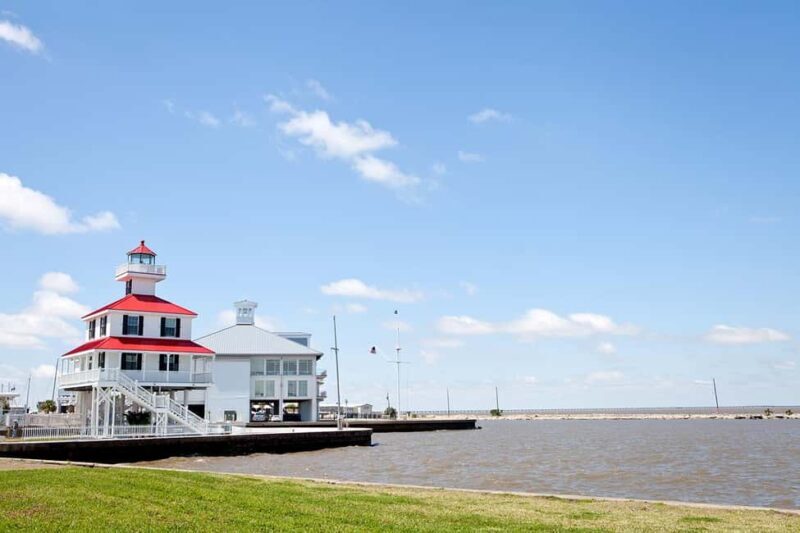 New Orleans: City & Cemetery Tour + Garden District Stroll - Who Would Love This Tour?