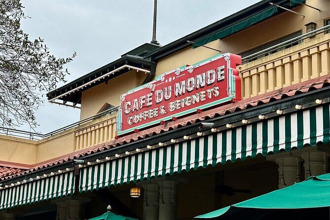 New Orleans Full Day Private Tour - Visiting Lafitte’s Blacksmith Shop Bar