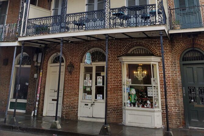 New Orleans Spooky Spirits Haunted Pub Crawl and Ghost Tour - Is This Tour Right for You?