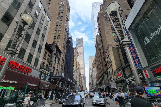 New York City Diamond Walking Adventure - An In-Depth Look at the Diamond Walking Adventure