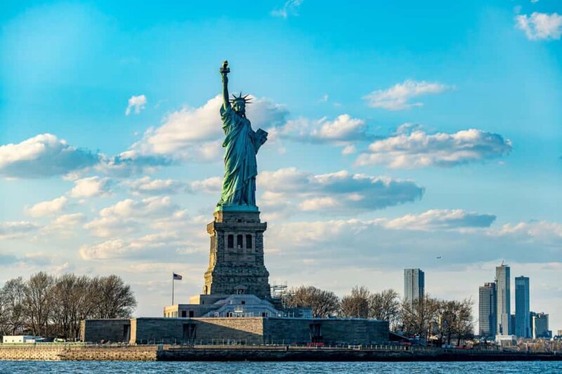 New York City: Fall Foliage Oktoberfest Cruise - FAQs