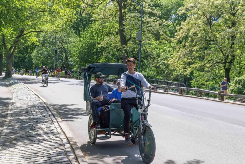 New York City: Friends Tour - An In-Depth Look at the Friends Tour Experience