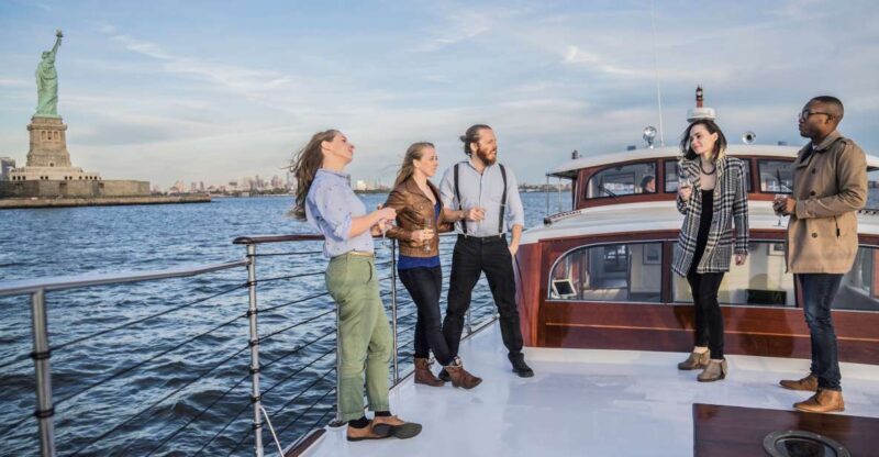 New York City: Mini Yacht Boat Ride with Sightseeing - A Detailed Look at the Experience