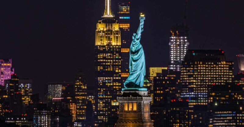 New York City Night Skyline Tour by Helicopter - FAQ