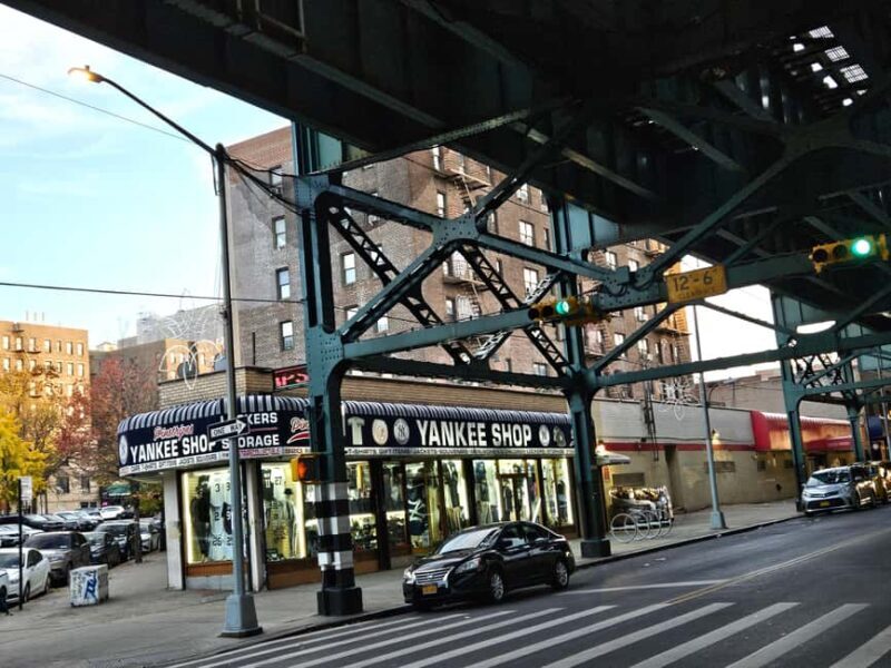 New York: Hip-Hop, Murals, Sports, and Dangerous Neighborhoods Tour - Key Points