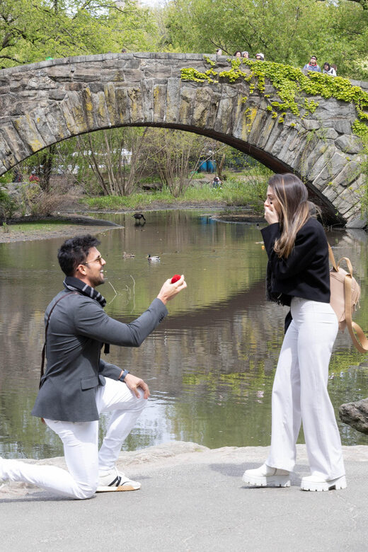 New York: Photoshoot in NYC DUMBO BROOKLYN BRIDGE - Why Choose This NYC Photoshoot?