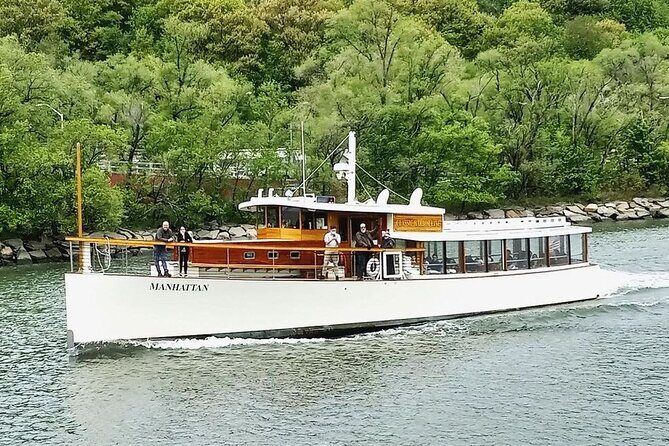 New York Urban Wildlife Sunset Boat Tour - Setting the Scene: What to Expect from the Tour