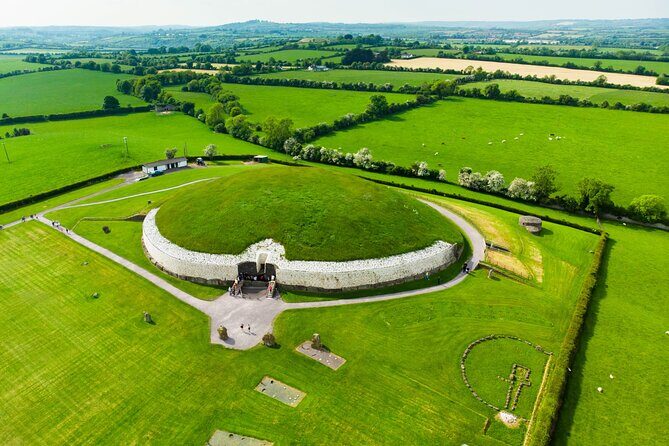 Newgrange & Boyne Valley Private Tour: Travel Through 5,000 Years - Key Points