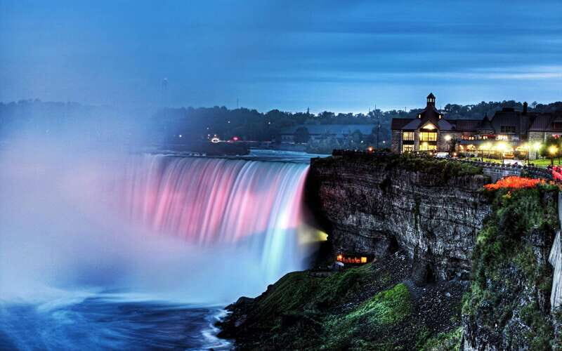 Niagara Falls: Day & Night Tour with Boat Ride and Dinner - Key Points