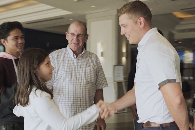 Niagara Falls Tour: Boat Cruise, Journey Behind Falls and Skylon - Who Will Love This Tour?