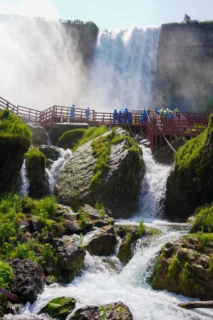 Niagara Falls USA Highlights Tour with Cave of the Winds - The Sum Up