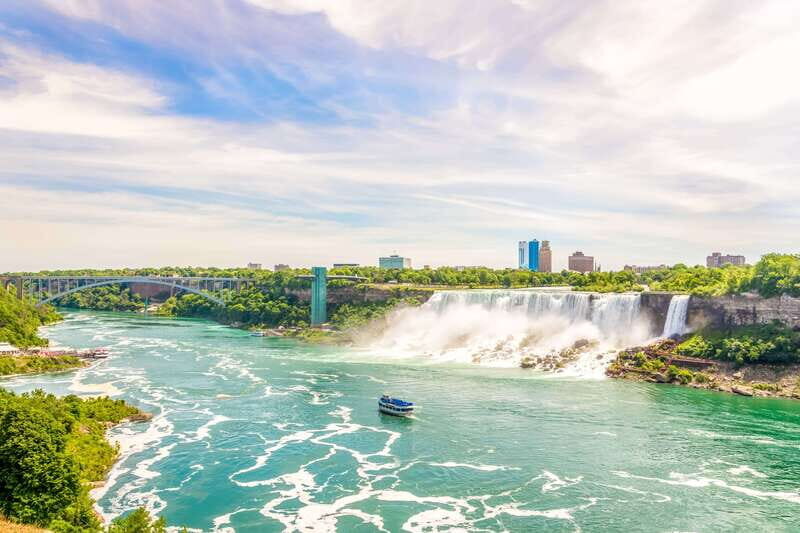 Niagara Falls, USA: Illumination Tour with Maid of the Mist - Key Points