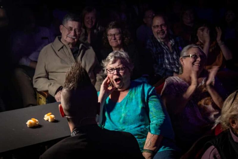 Niagara Falls, USA: Magic Theatre - Illusionist Leon Etienne - Who Should Consider This Experience?