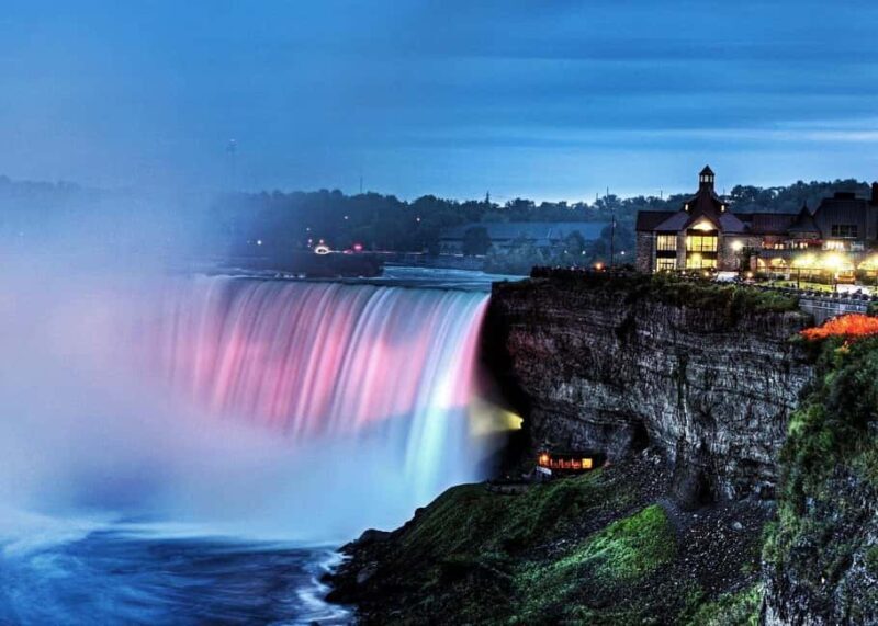 Niagara Falls, USA: Nightlight Experience with Fireworks - Key Points