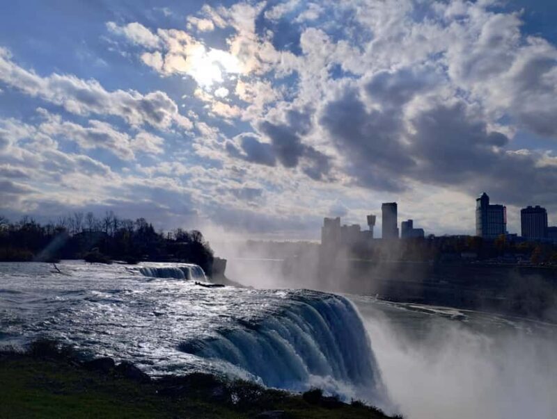 Niagara Falls: USA Side Guided Tour - A Detailed Look at the Niagara Falls: USA Side Guided Tour