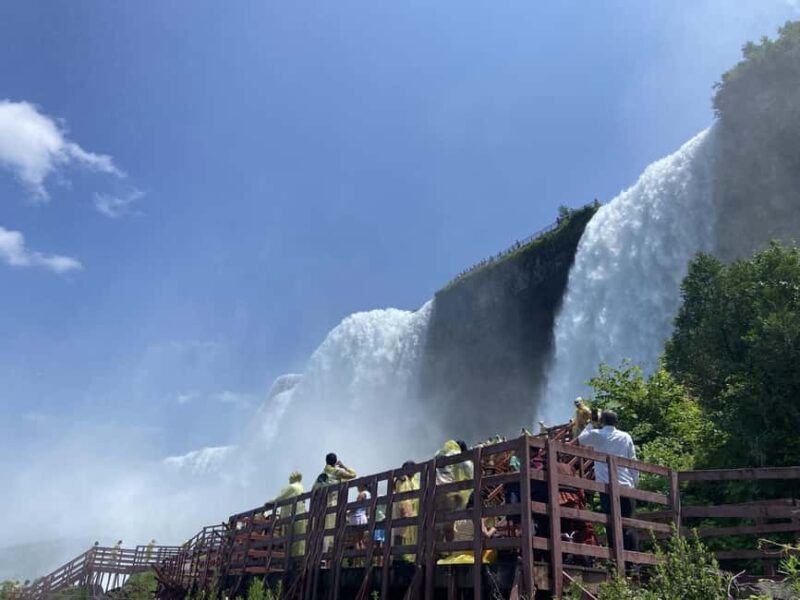 Niagara Falls: VIP Maid of the Mist & Cave of the Winds Tour - An In-Depth Look at the Tour Experience