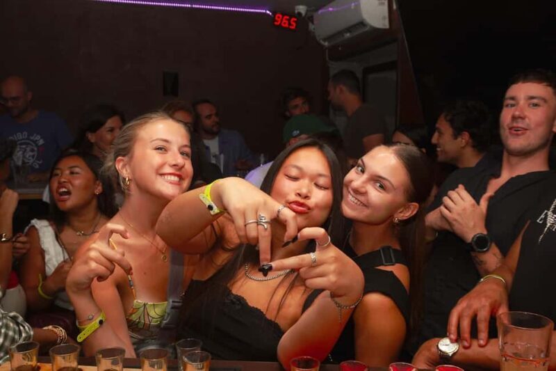 Nice: Orange Bar Crawl with 5 Free Shots & VIP Club Entry - Value for Money